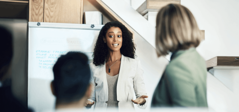 22 Winning Sales Pitch Examples and Tips