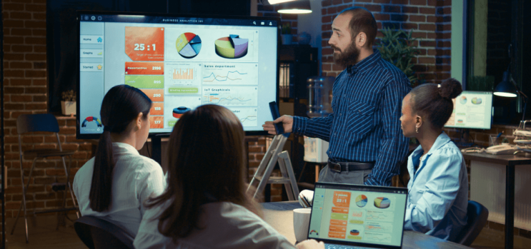 Top 15 Best Customer Service Companies in 2025